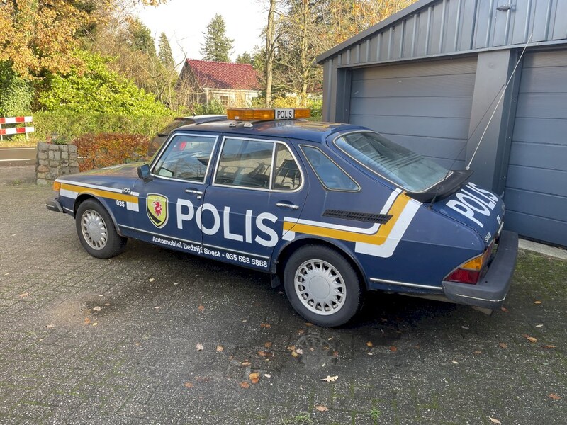 Saab 900 GLE (1980) review - AutoWeek