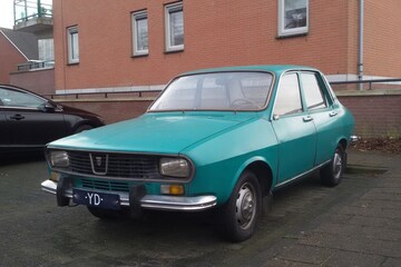 De Tweeling: Renault 12 - Dacia 1300 - AutoWeek