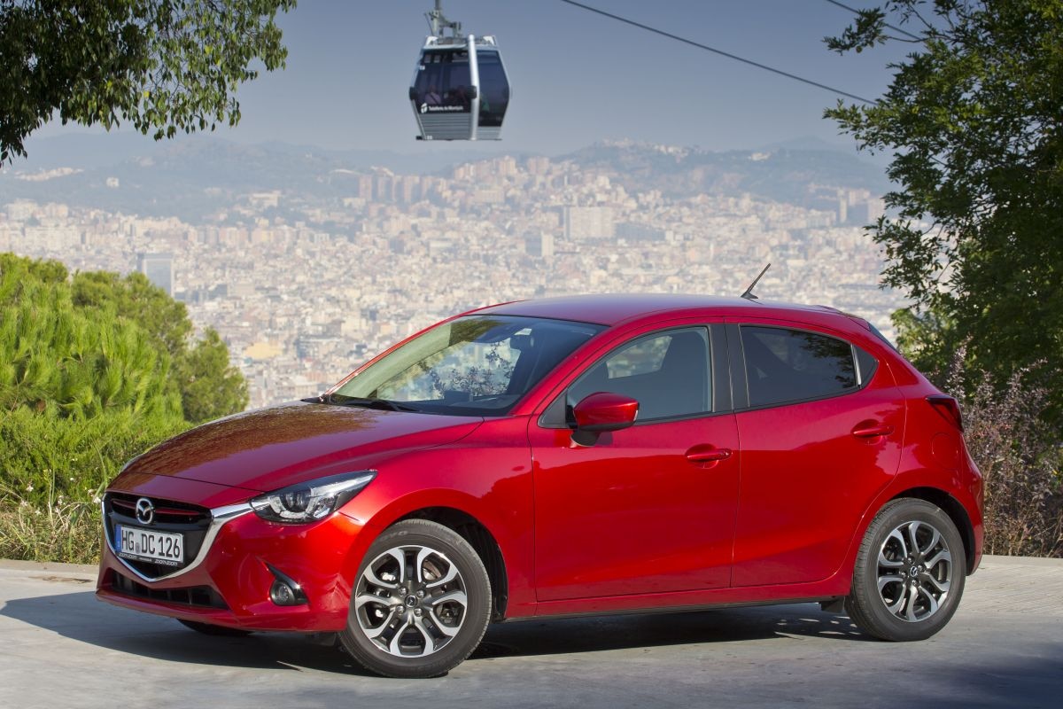 Mazda 2 SkyActiv-G 90 GT-M (2016) #4 review - AutoWeek