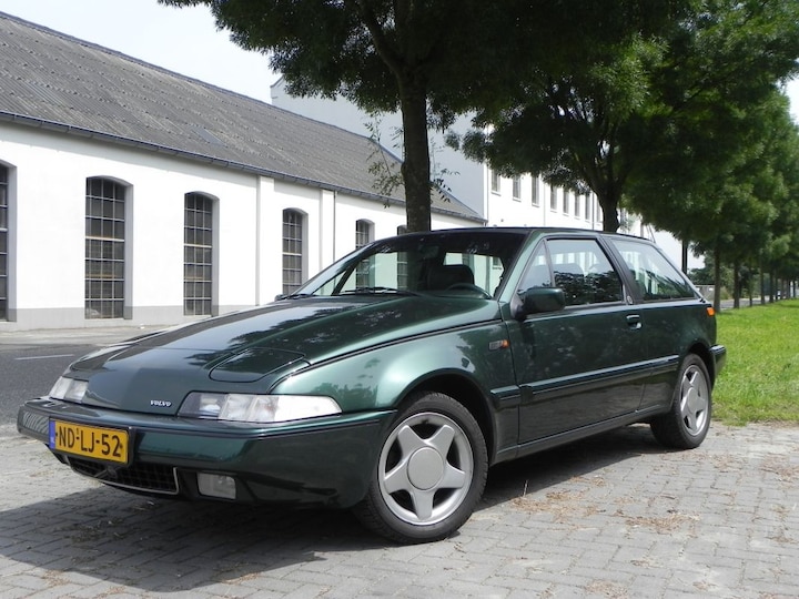 Volvo 480 ES 2.0i (1995) review - AutoWeek