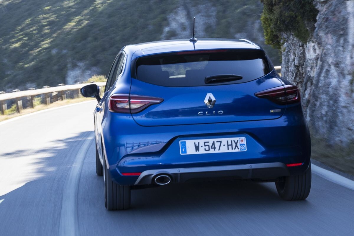 Renault Clio Hybrid 140 Business Zen (2020) review - AutoWeek