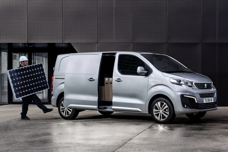 Peugeot Expert Long Pro 2.0 BlueHDi 180 (2019) review