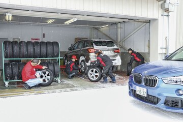 Kan je een andere bandenmaat onder je auto monteren?