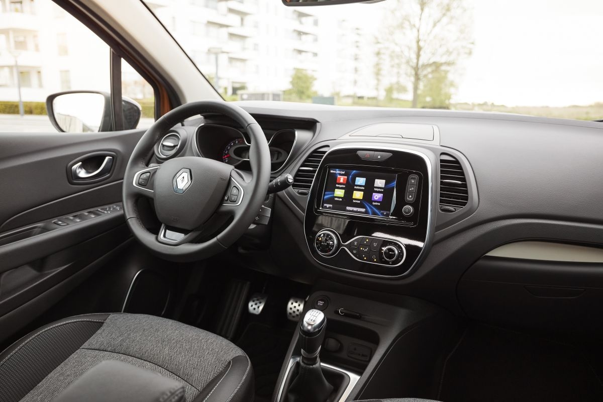 Renault Captur TCe 120 Intens (2018) review - AutoWeek