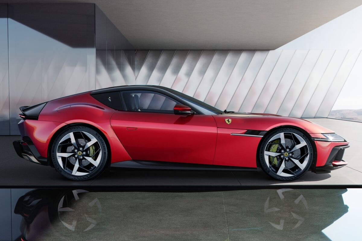 Ferrari 12Cilindri: twaalf cilinders, nul turbo's en 830 pk - AutoWeek