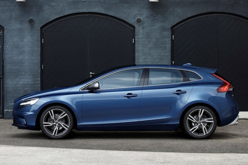 Volvo V40 T4 Business Sport (2017) review - AutoWeek