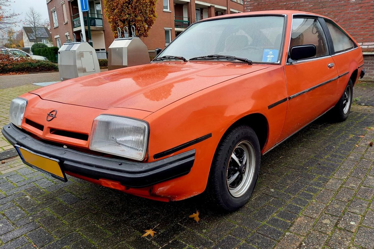 Opel Manta CC (1979) - In het Wild - AutoWeek