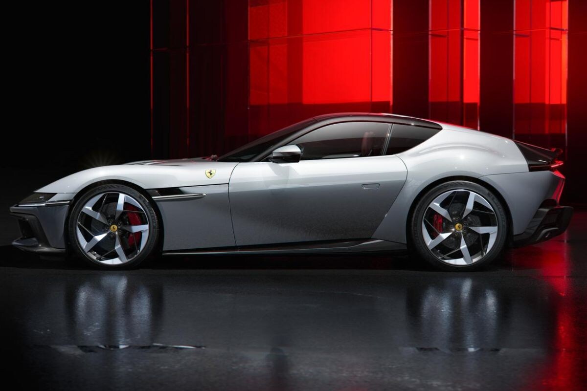 Ferrari 12Cilindri: twaalf cilinders, nul turbo's en 830 pk - AutoWeek