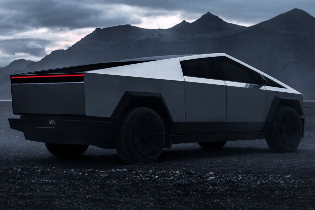 Italiaanse ontwerplegende prijst het design van de Tesla Cybertruck