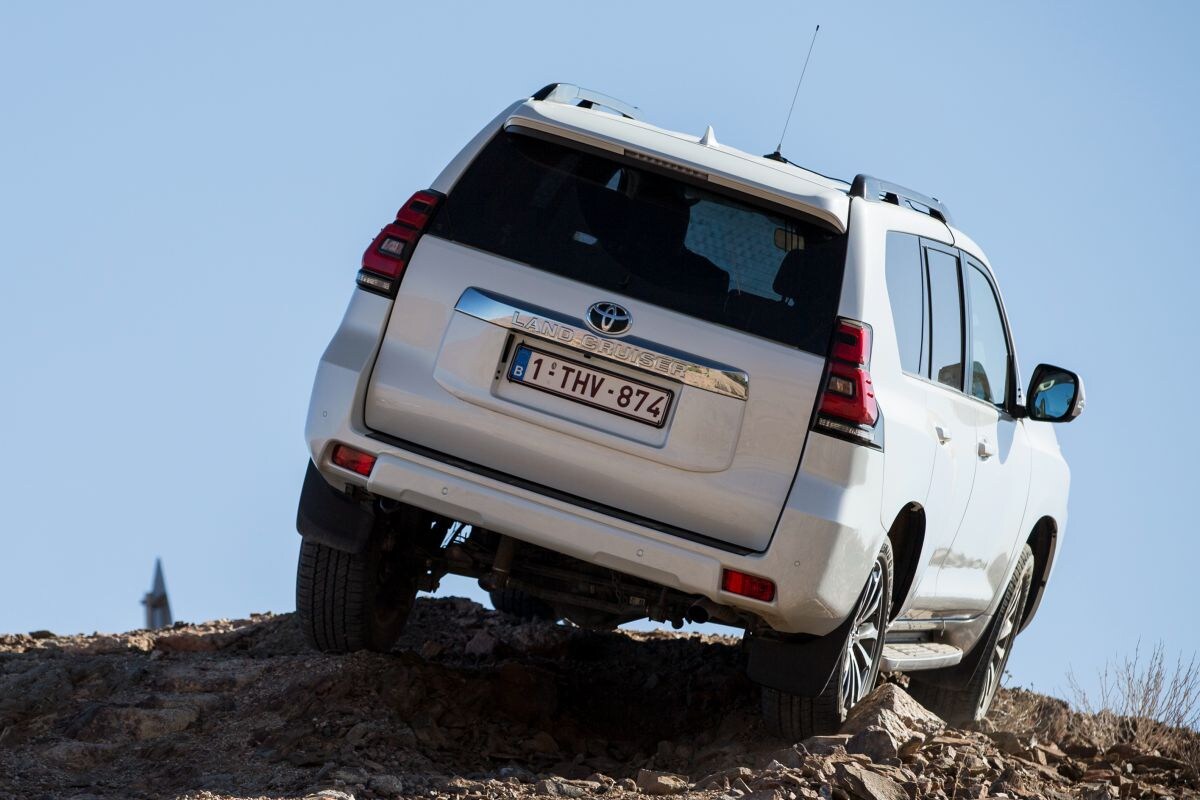 Toyota Land Cruiser 2.8 D-4D Executive prijs en specificaties