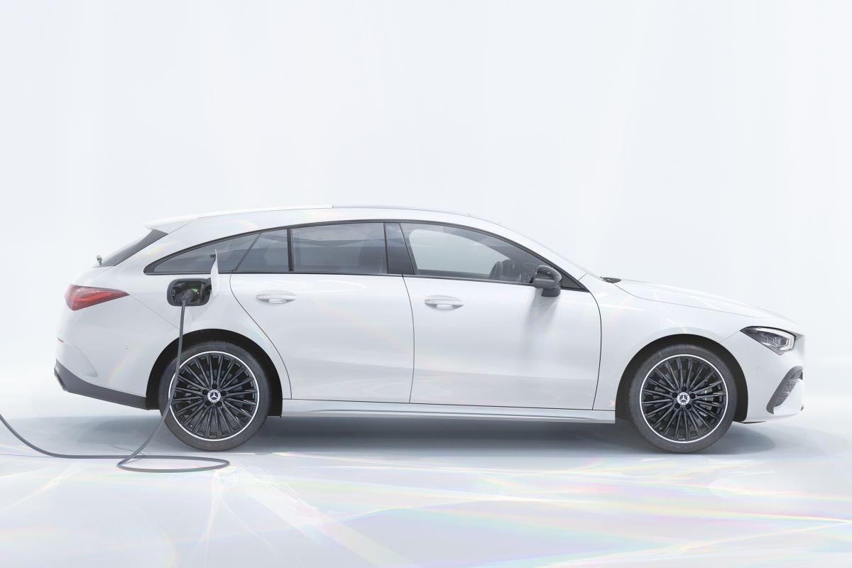 Mercedes-Benz CLA 250 e Shooting Brake AMG Line prijs en specificaties