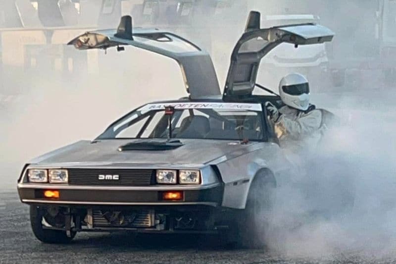 DMC DeLorean driftauto met 650 pk V8 voor prins Bernhard - AutoWeek
