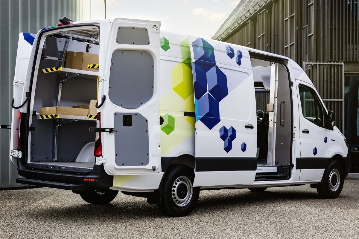 Mercedes-Benz eSprinter: 113 kWh accu, 400 kilometer bereik - AutoWeek
