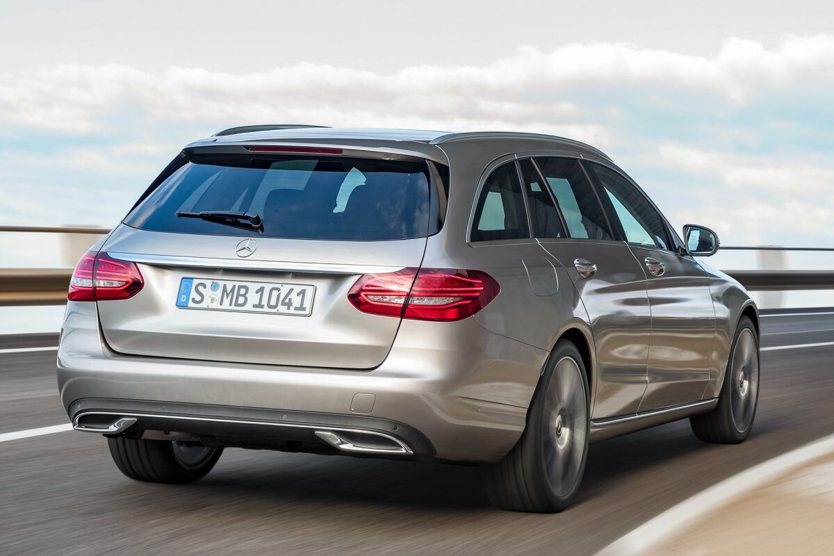 Mercedes-Benz C 300 e Estate Business Solution AMG (2021) review