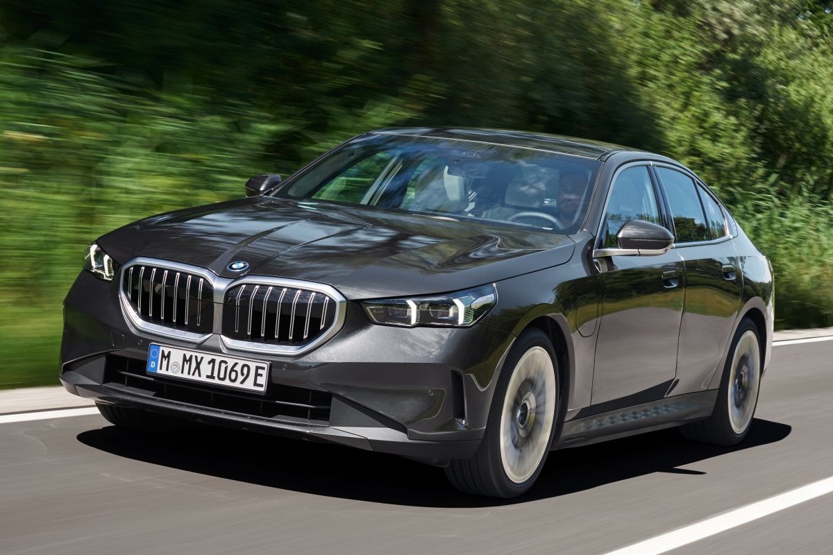 BMW 550e xDrive prijs en specificaties - AutoWeek