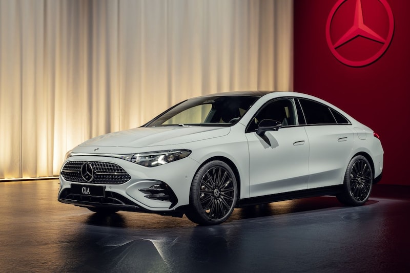 Dit is de nieuwe Mercedes-Benz CLA, zowel elektrisch als met benzine