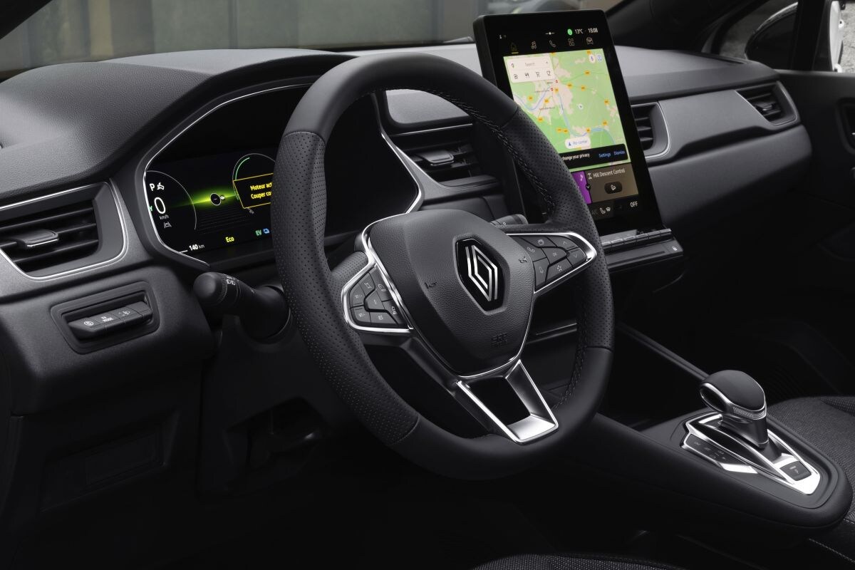 Renault Captur full hybrid 145 esprit Alpine (2024) review