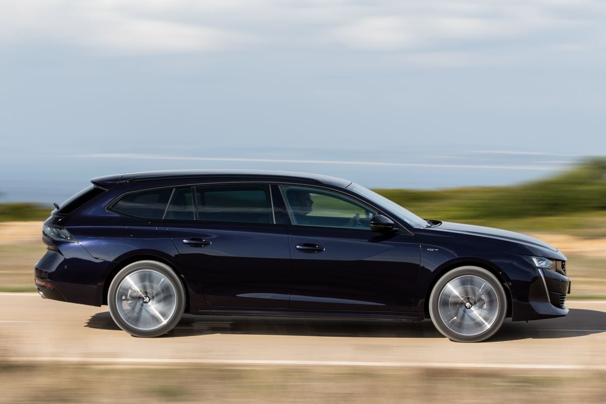 Peugeot 508 SW GT HYbrid 225 (2020) review - AutoWeek