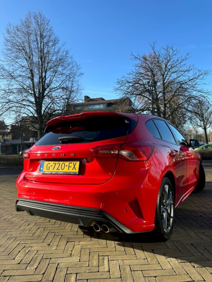 Ford Focus 1.5 EcoBoost 150pk ST Line Business (2019) review