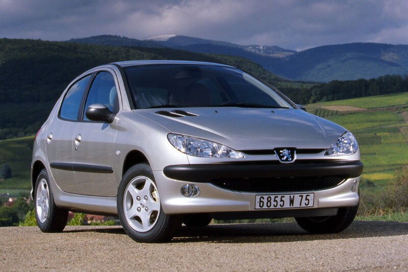 Peugeot 206 Pop Art 1.4 (2003) review - AutoWeek