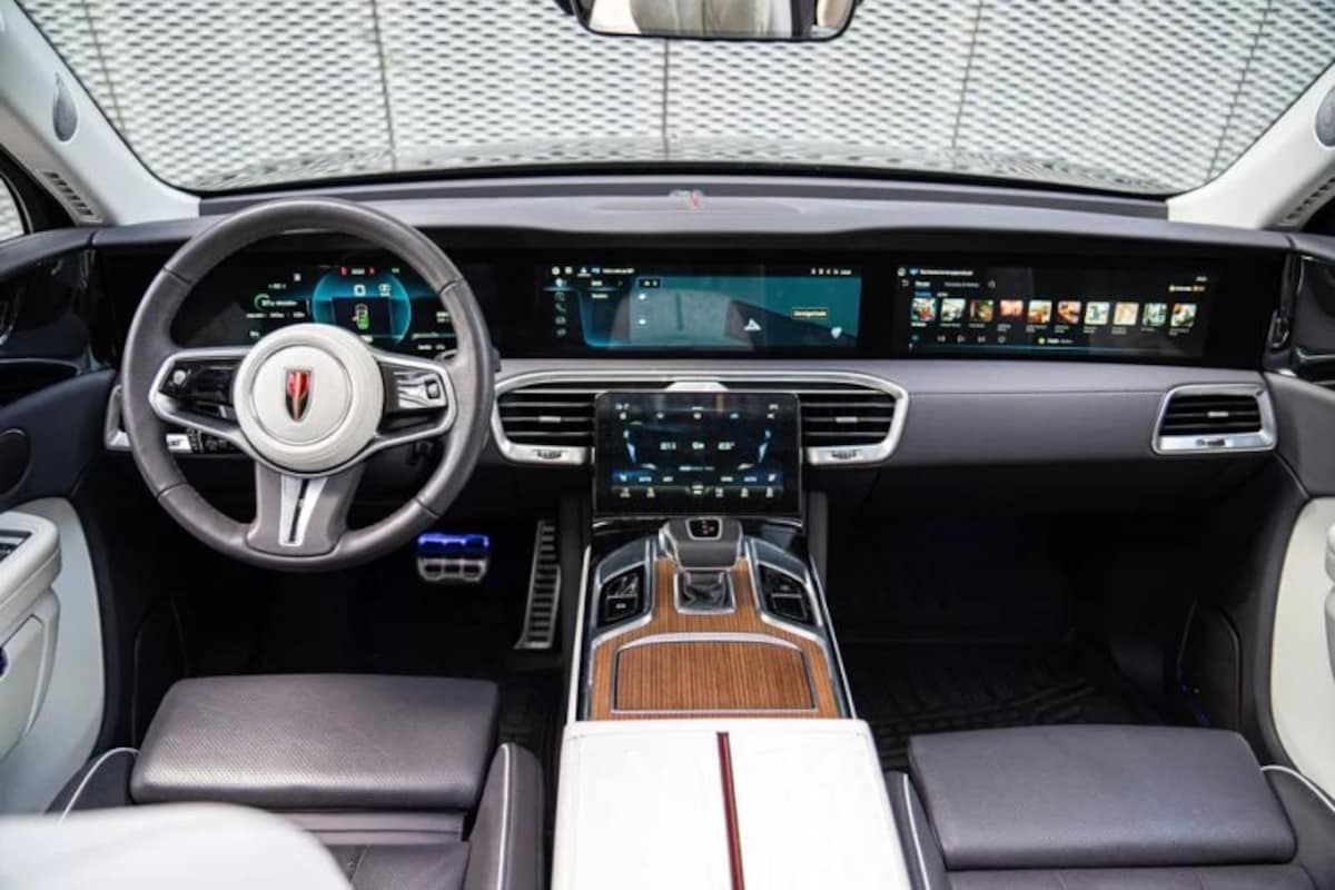Hongqi E-HS9: Chinese top-SUV met bijna €15.000 afgeprijsd