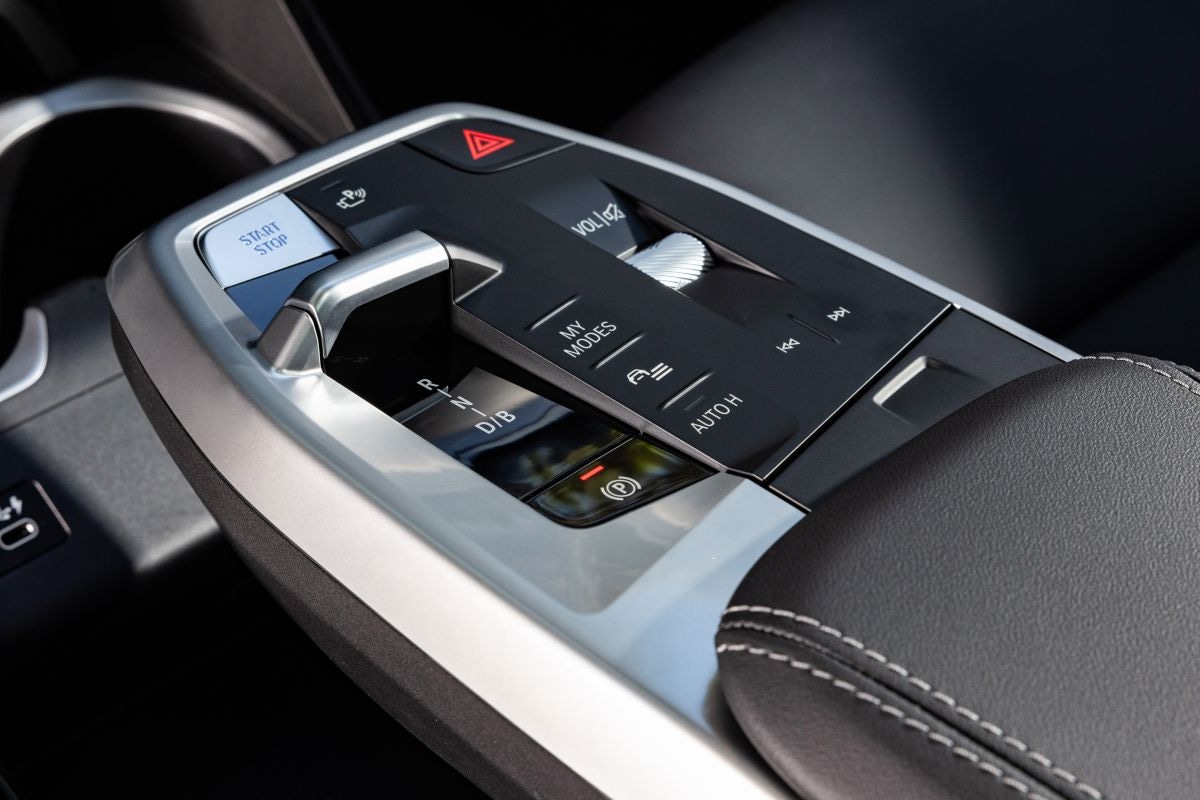 BMW iX2 eDrive20 prijs en specificaties - AutoWeek