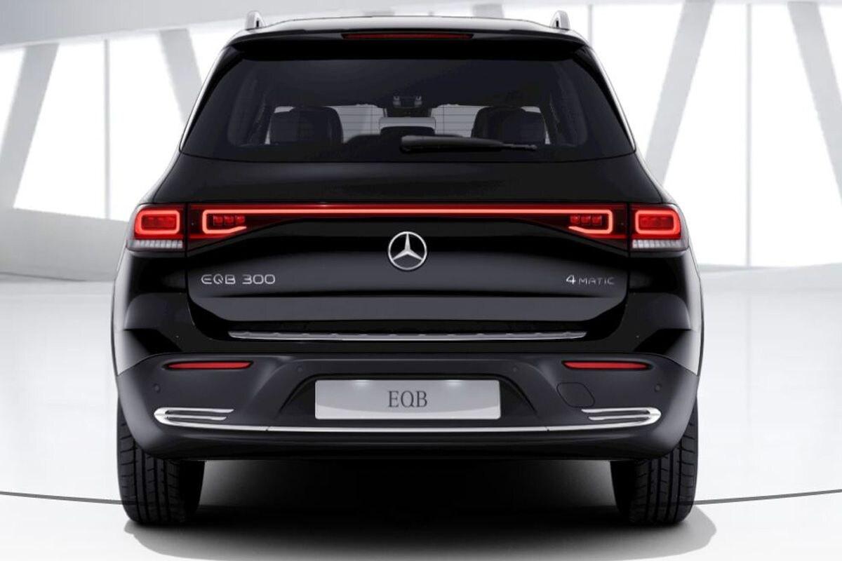 Mercedes-Benz EQB - Back to Basics - AutoWeek