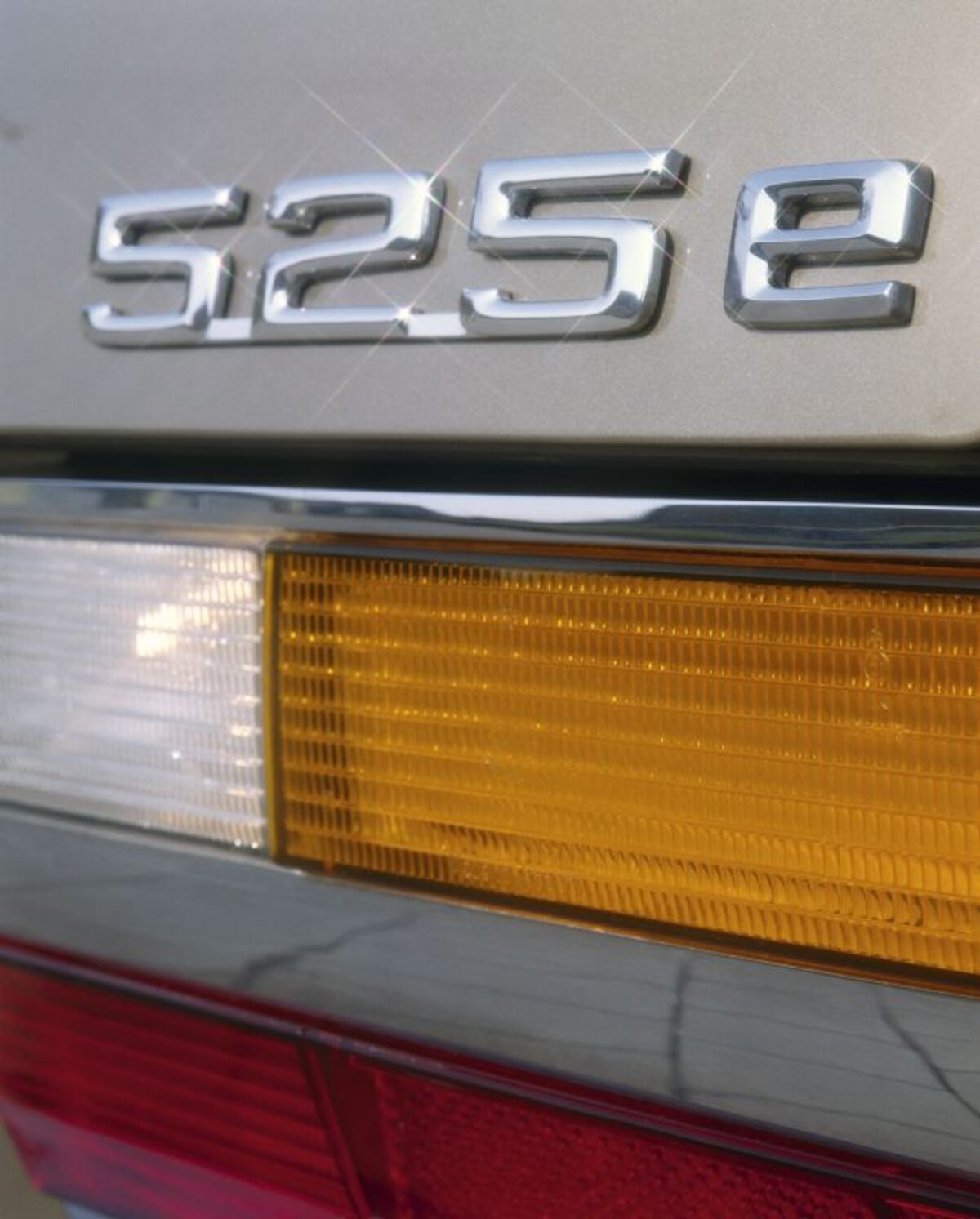 BMW 525e draaide 40 jaar geleden al om efficiency - AutoWeek