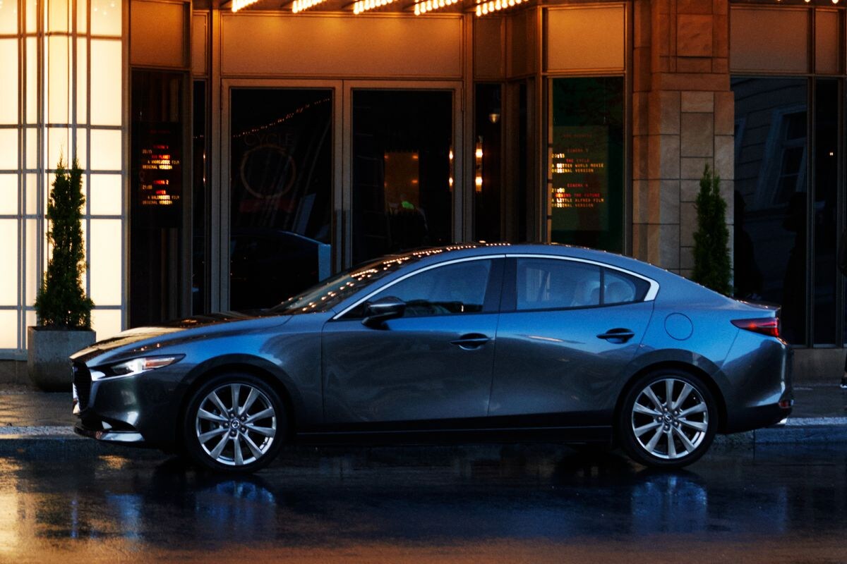 Mazda 3 Sedan e-SkyActiv G 2.5 140 Exclusive-line prijs en